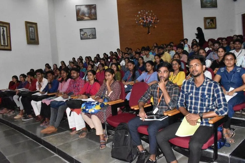 Placement Cell hosts session on ‘employer expectations from a candidate ...